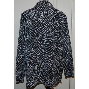 Donnkenny Woman | Tops | Buttoned Collared Artsy Long Sleeved Blouse 2x ...